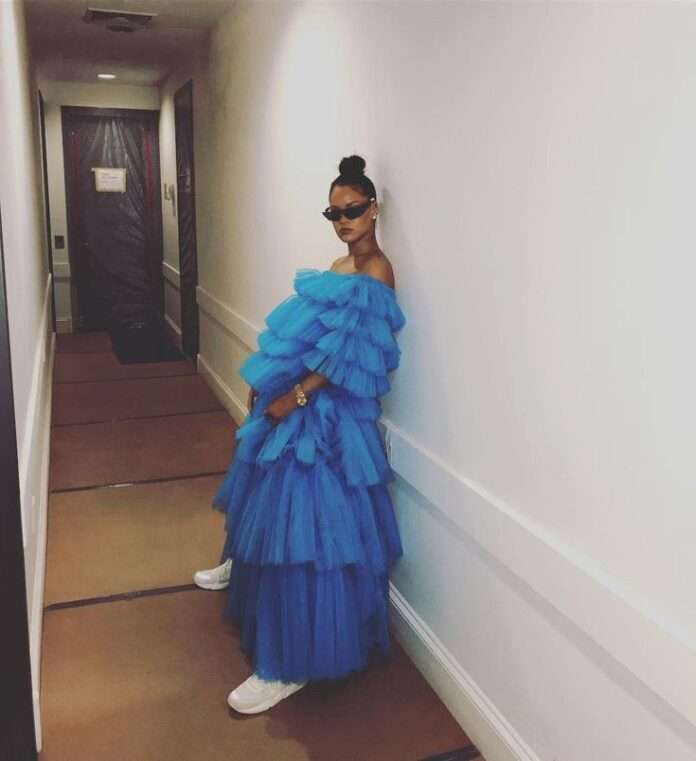 How to Wear a Formal Dress With Sneakers in 2024 - Kaybee Fashion Styles