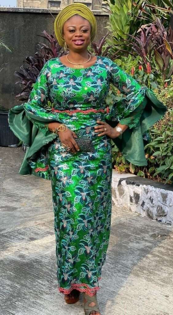 Best Nigerian lace blouse styles for wrapper in 2022 and 2023 - Kaybee ...