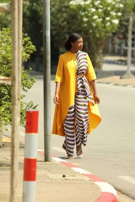 Latest English Plain and Pattern Styles for Ladies in 2022 and 2023 ...