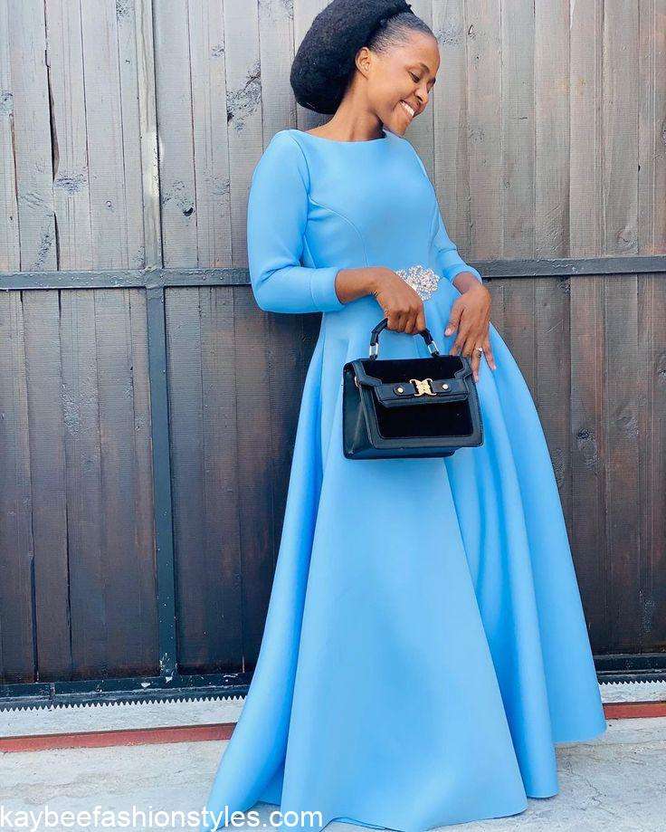 Latest Plain Material Styles for Ladies in 2022 and 2023 - Kaybee ...