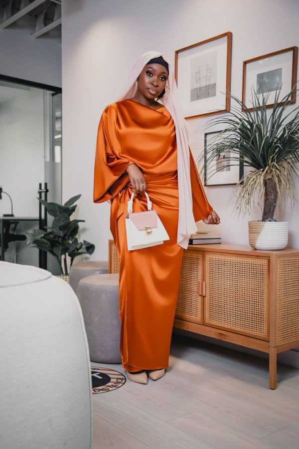 30 Latest Plain Material Styles for Muslim Ladies in Nigeria - Kaybee ...