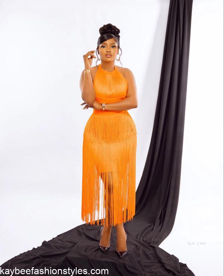 30 Latest English Wear Styles for Ladies in Nigeria - Kaybee Fashion Styles