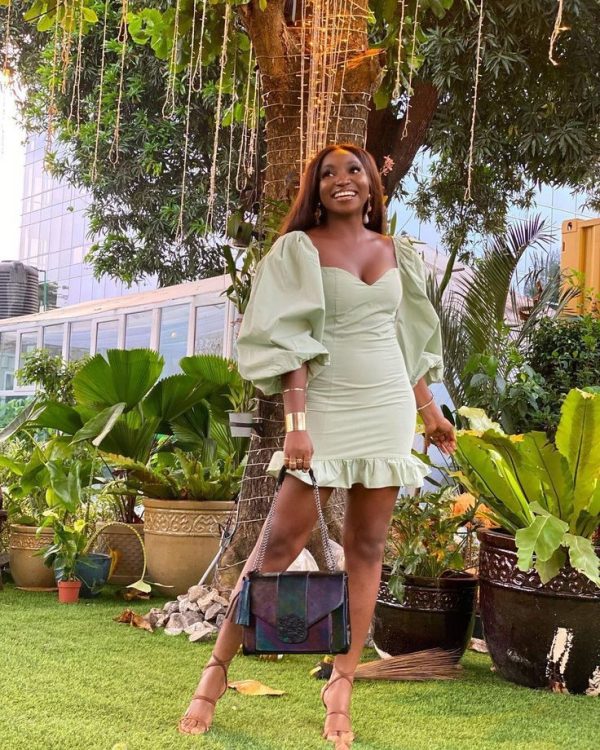 30 Latest English Wear Styles for Ladies in Nigeria - Kaybee Fashion Styles