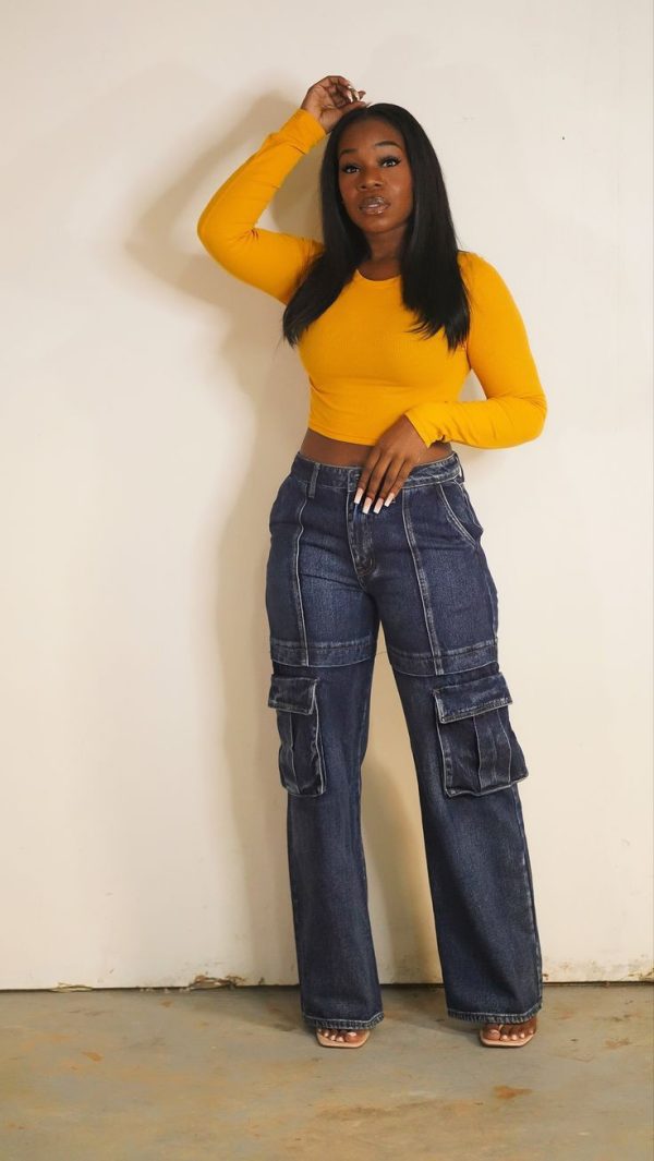 How To Style Cargo Jeans for Ladies: 15 Best Ways - Kaybee Fashion Styles